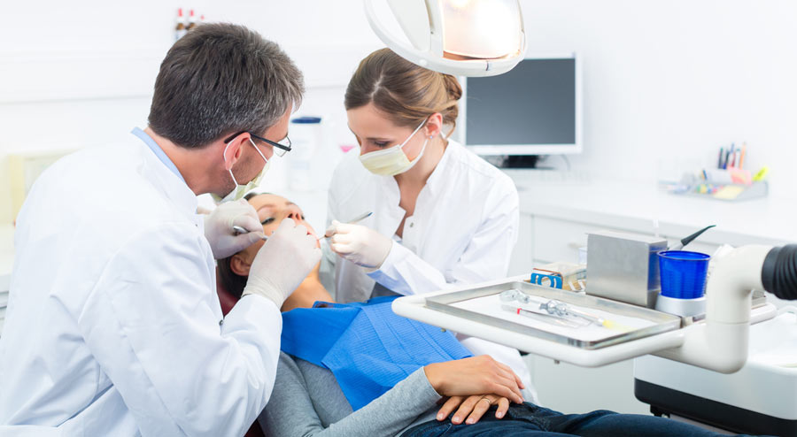 Choosing Between Laser Gum Surgery & Traditional Gum Surgery